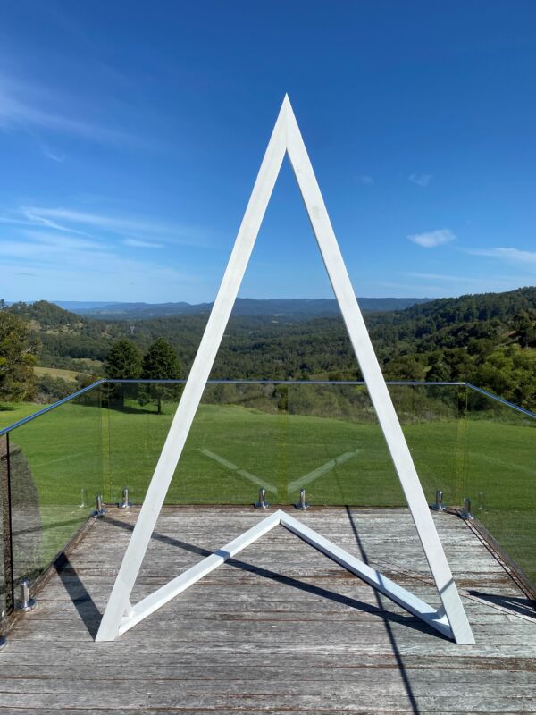 White Triangle Arbor | Simply Style Co